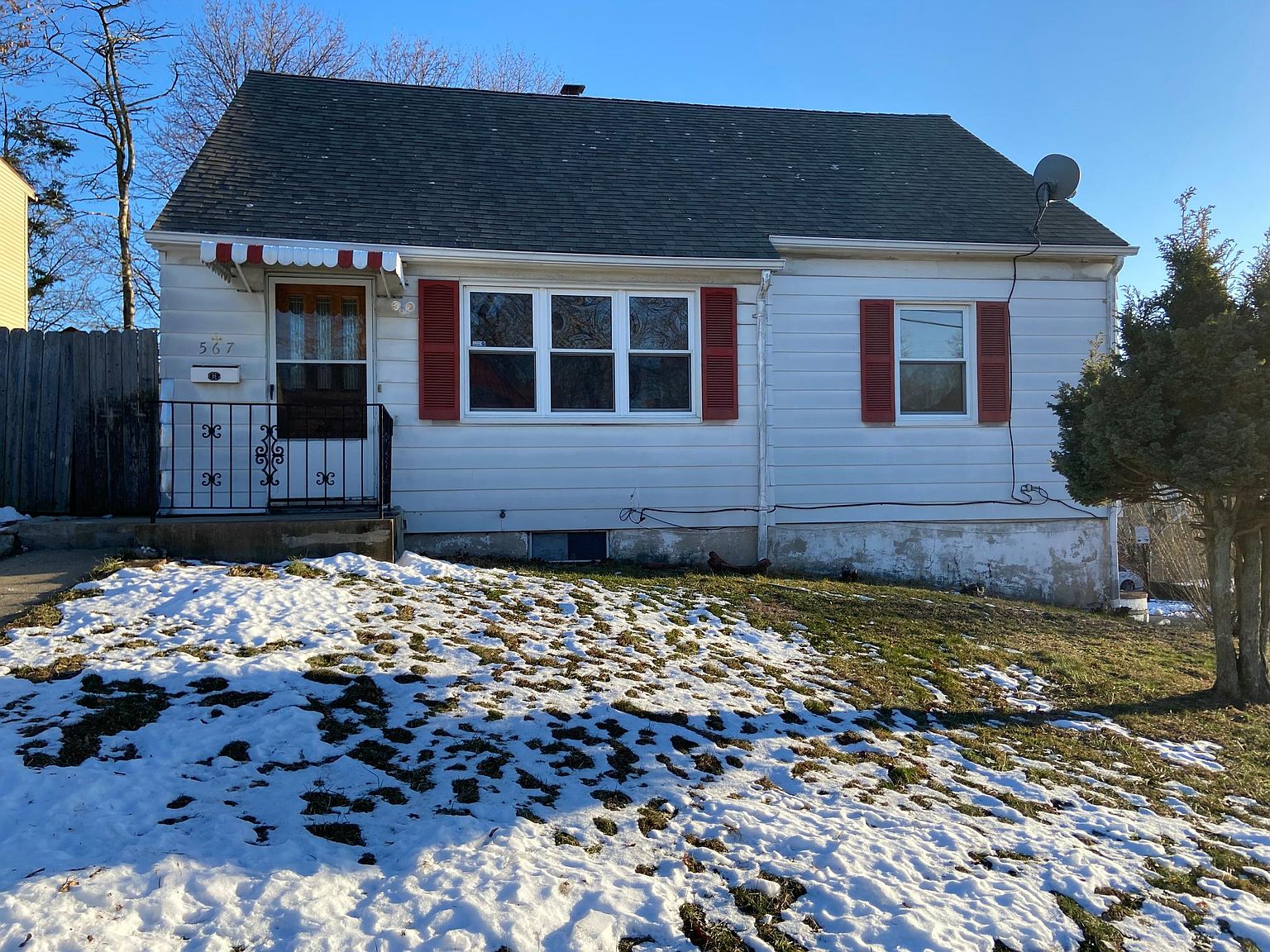 567 Queen St, Bridgeport, CT 06606 | Zillow