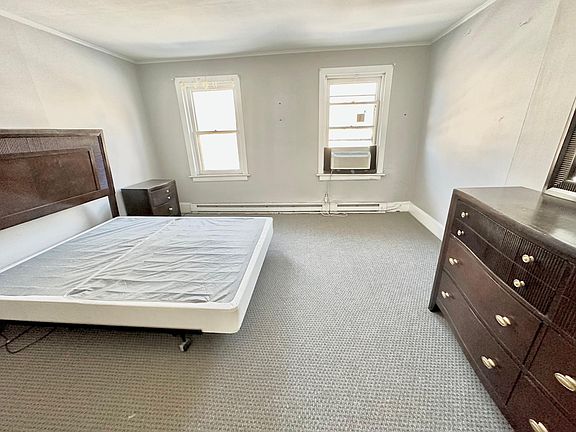 2220 Summer St #2F, Philadelphia, PA 19103 | Zillow