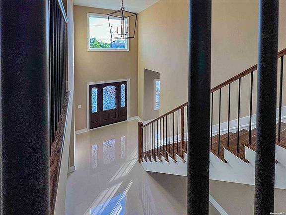 2379 6th Street, East Meadow, NY 11554 | MLS #3548484 | Zillow