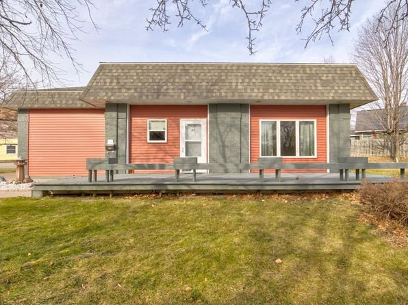 Kingsford MI Real Estate - Kingsford MI Homes For Sale | Zillow