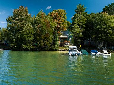 3011 Trump Lake Rd, Wabeno, WI 54566 | Zillow