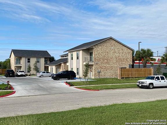 7100 Villa Del Mar Cir, Brownsville, TX 78521 | MLS #1651351 | Zillow