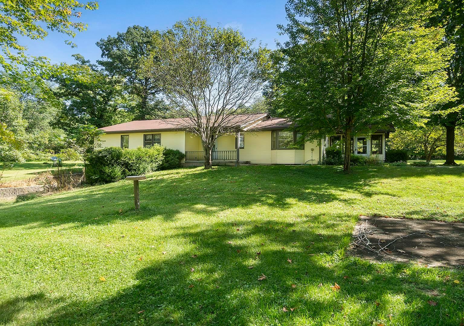 15494 W State Route 64, Polo, IL 61064 | Zillow