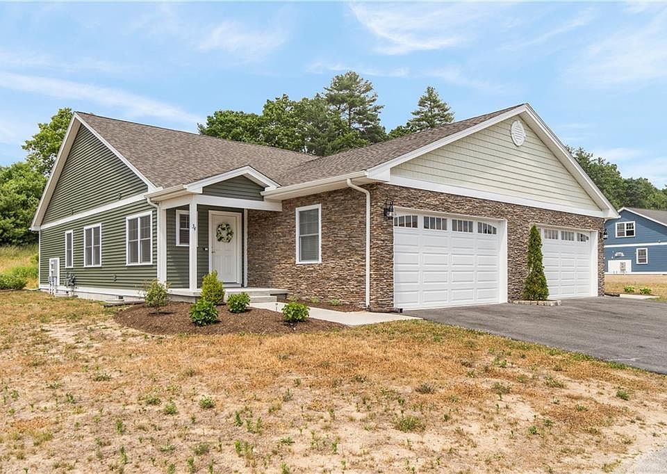 64 Bella Vista Cir #19, Mapleville, RI 02839 | Zillow