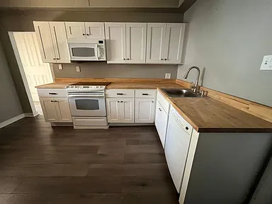 Larry - 321 E Chestnut St Lancaster PA | Zillow