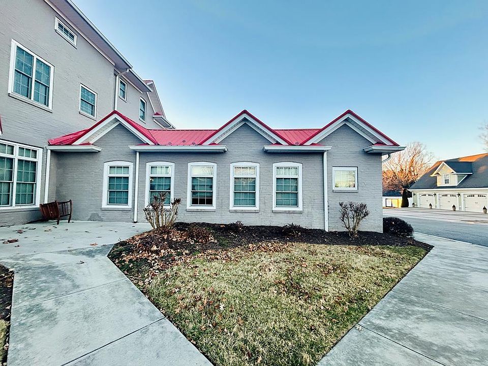 210 E Withers Rd APT 103, Wytheville, VA 24382 | Zillow