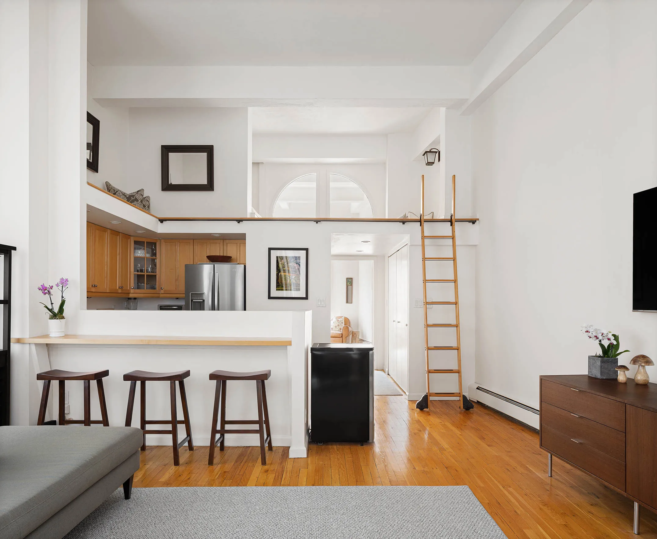 130 Barrow Street #201 in West Village, Manhattan | StreetEasy
