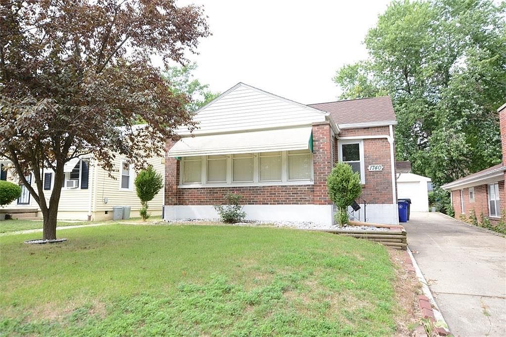 1740 E Moore St, Decatur, IL 62521 | Zillow