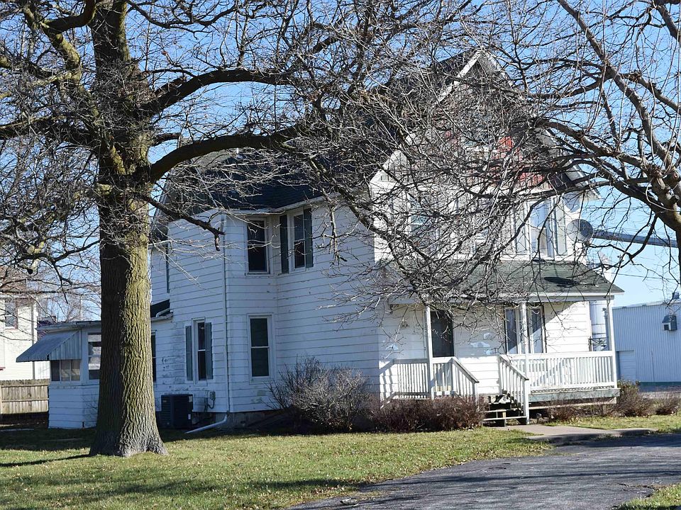 110 South St, Lynn Center, IL 61262 | Zillow