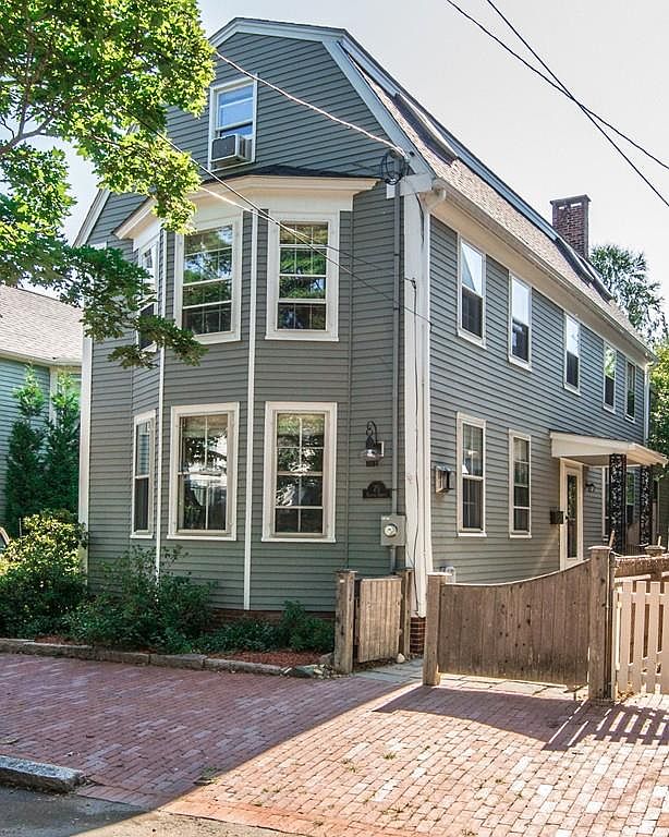 75 Federal St, Newburyport, MA 01950 | Zillow