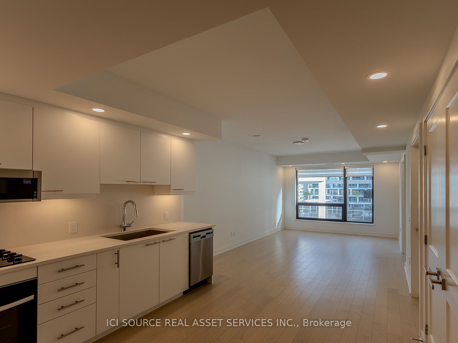 340 Queen St #1110, Ottawa, ON K1R 0G1 | MLS #X12168043 | Zillow