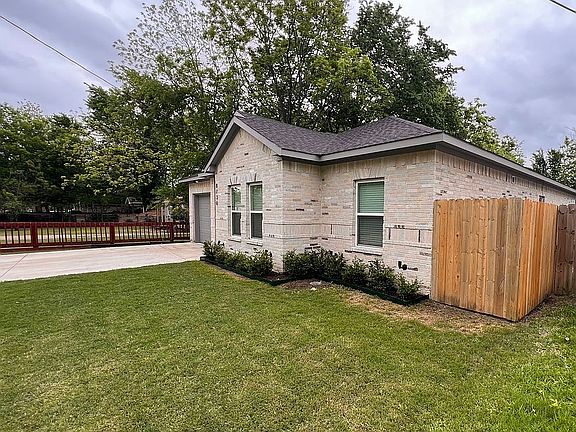 8730 Dunlap Dr, Dallas, TX 75217 | Zillow