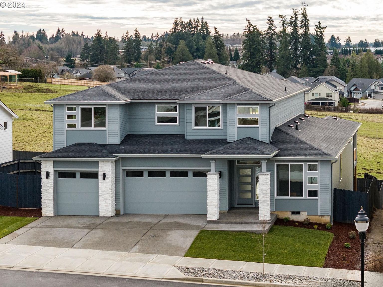 4219 N 11th Way, Ridgefield, WA 98642 | Zillow