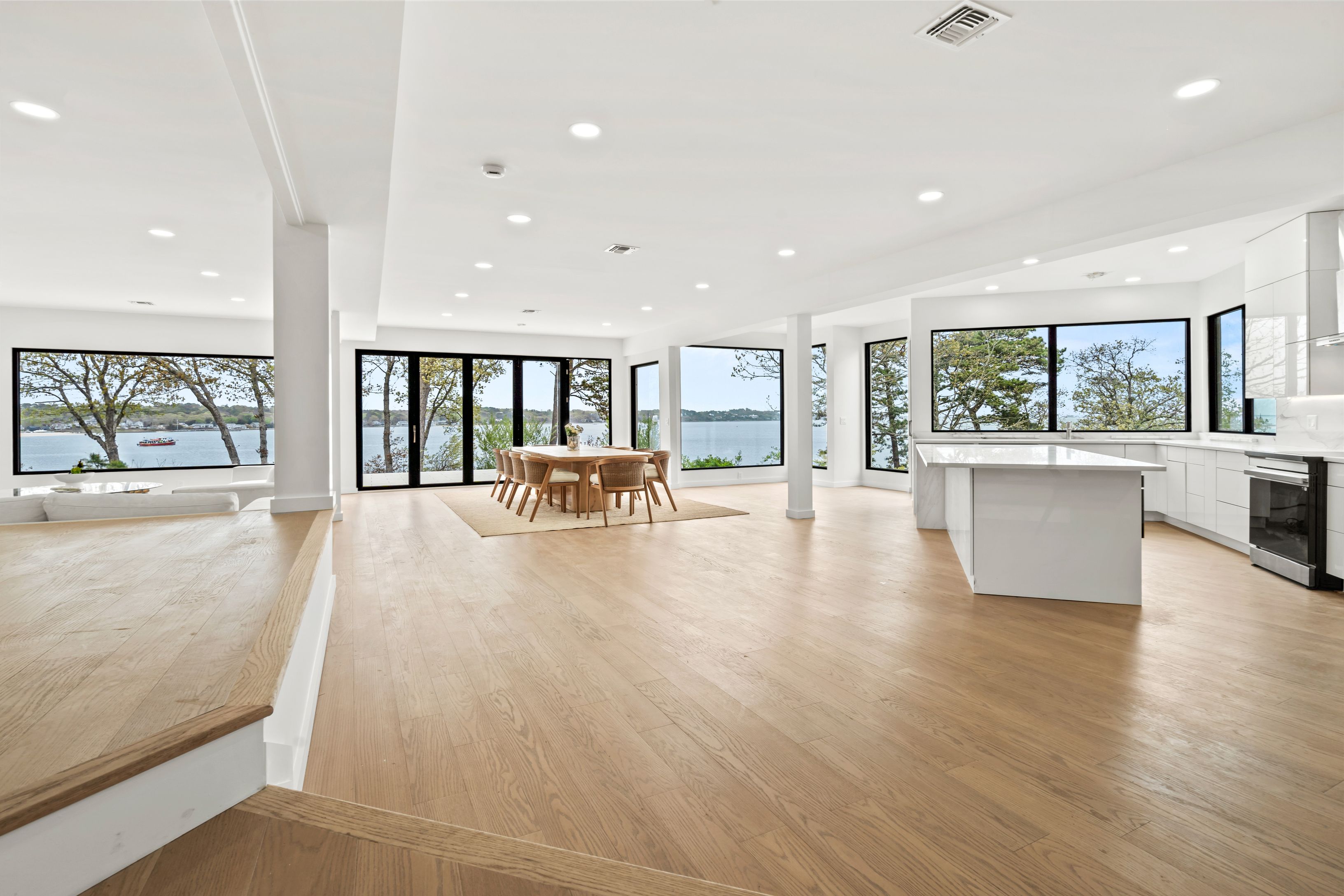 10 Bayview Dr, Hampton Bays, NY 11946 | Out East