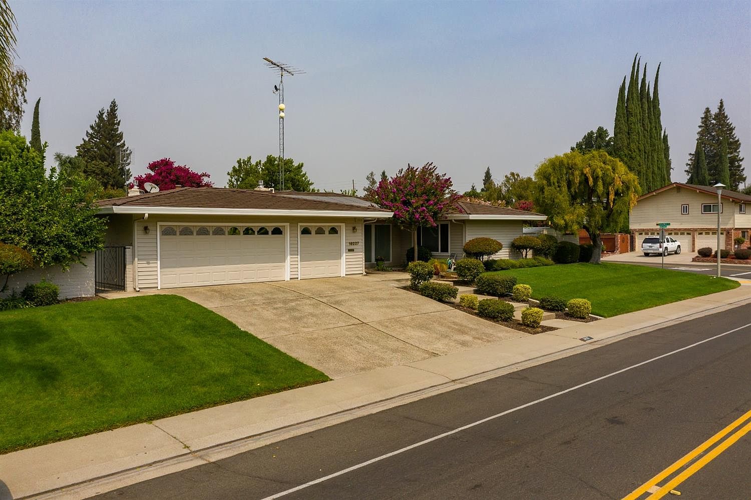 16227 E Spring Creek Dr, Ripon, CA 95366 | Zillow