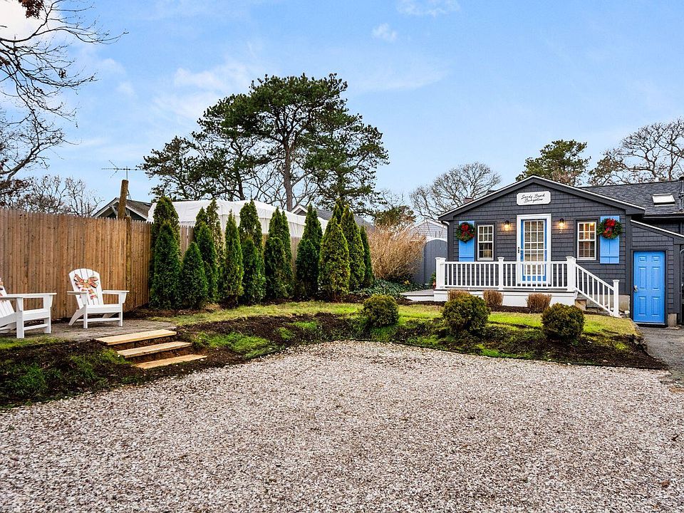 2 Short Street, East Wareham, MA 02538 | Zillow