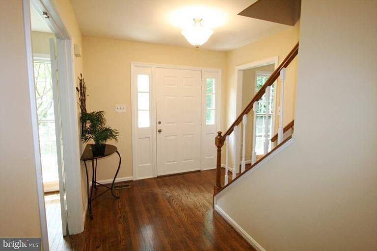 5207 Marvell Ln, Fairfax, VA 22032 | Zillow