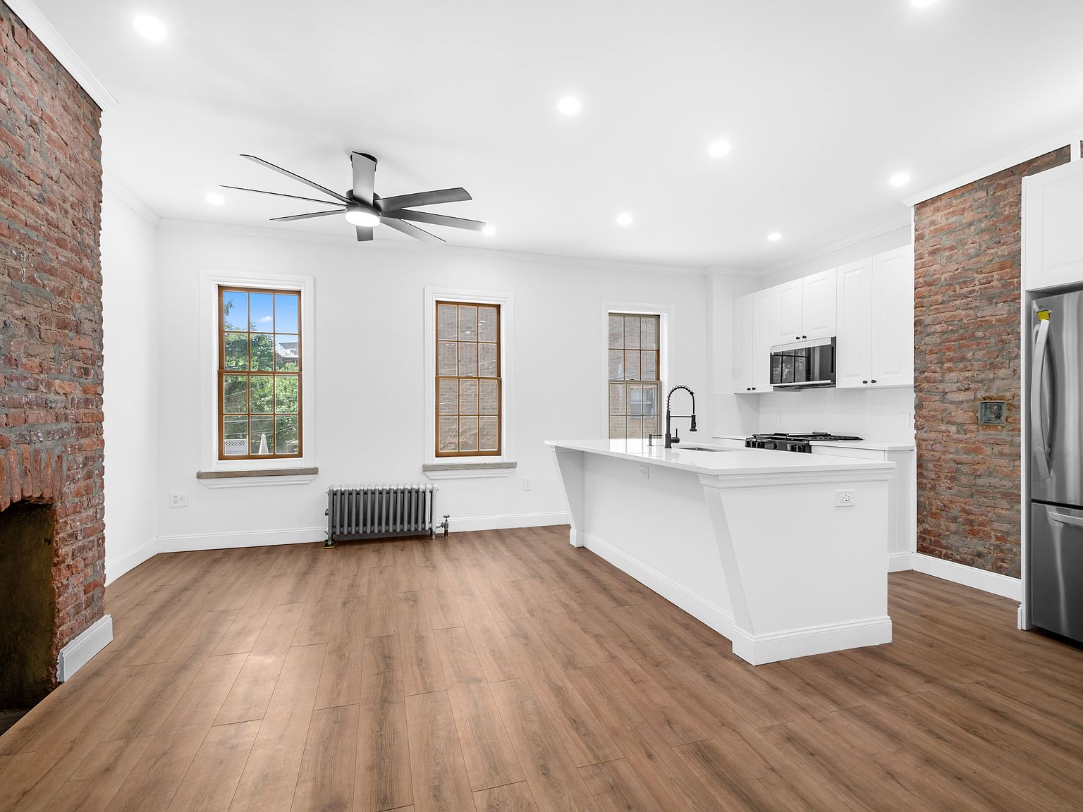 9406 Fort Hamilton Pkwy FLOOR 2, Brooklyn, NY 11209 | Zillow