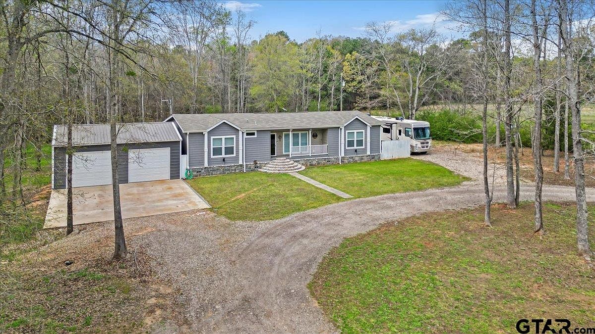 1671 Country Rd #4704, Troup, TX 75789 | Zillow