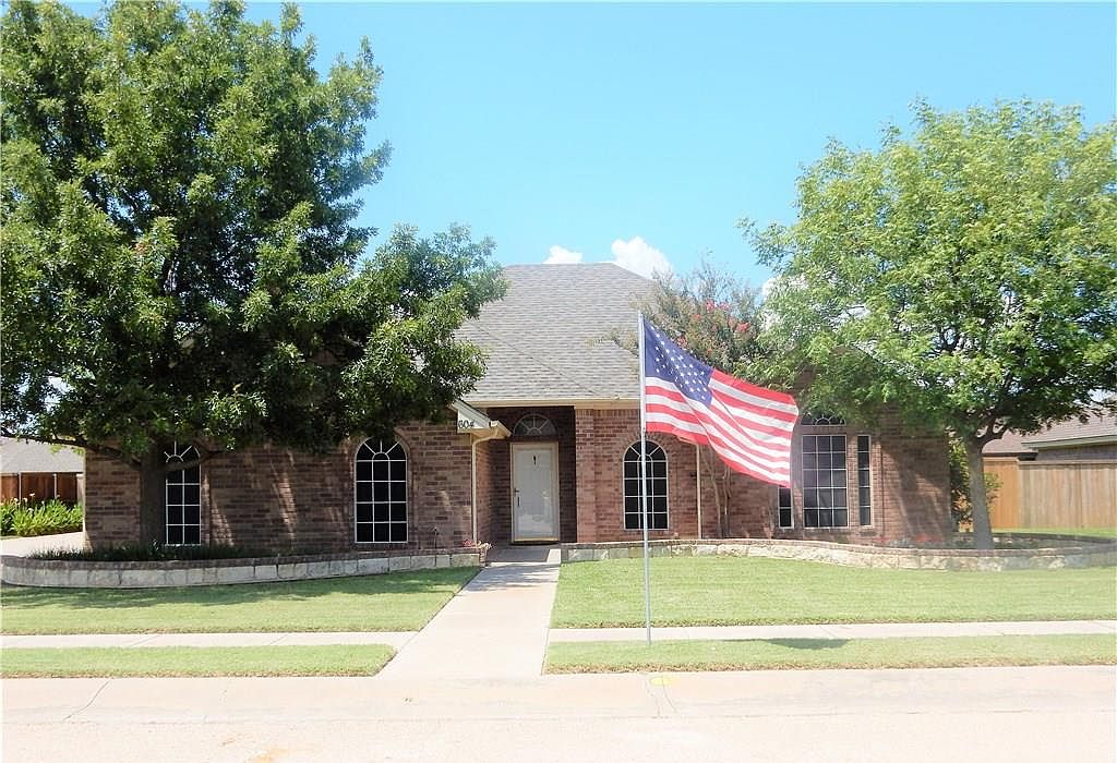 604 Cedar Dr, Pilot Point, TX 76258 | Zillow