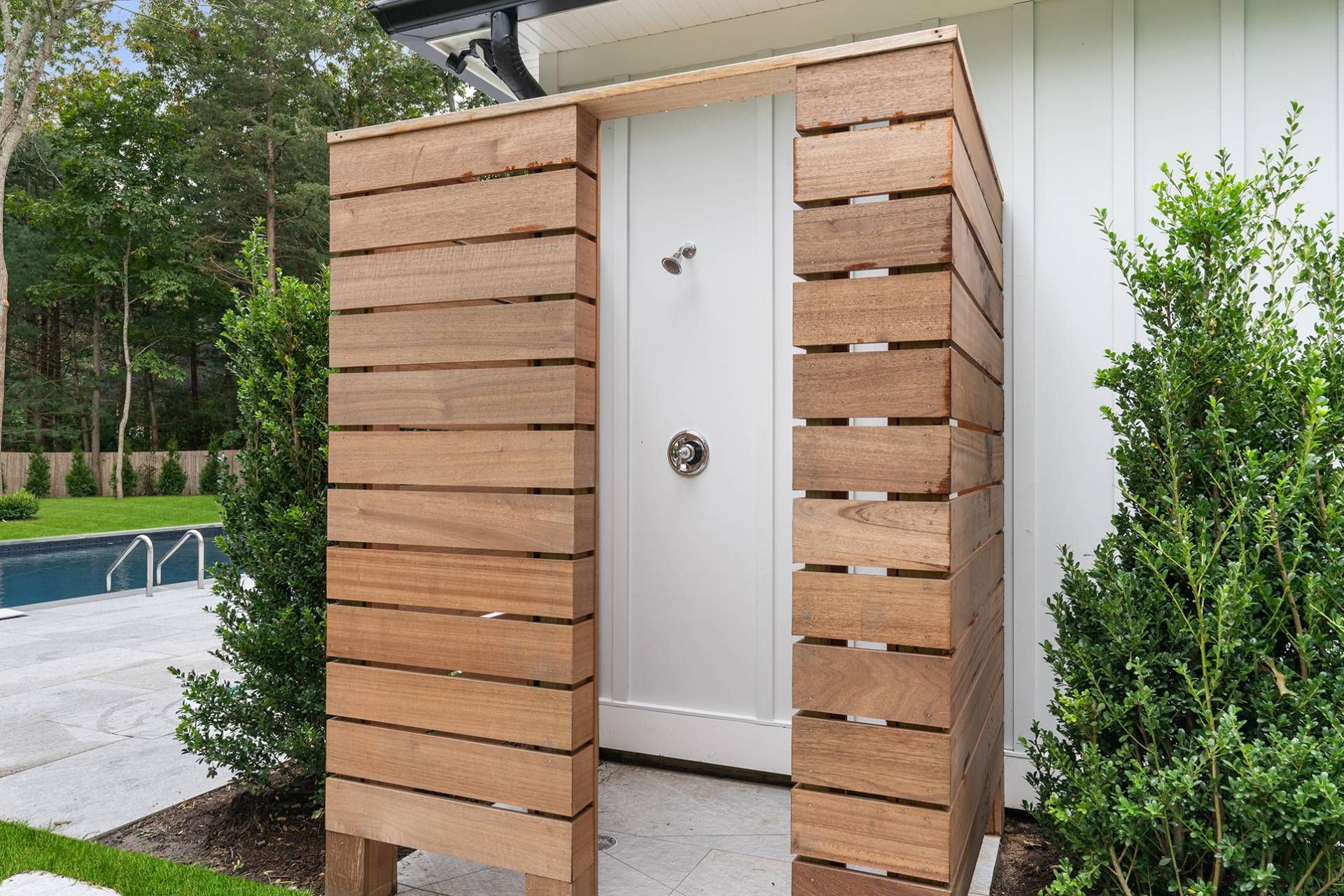 4 Flint Lock Ln, East Hampton, NY 11937 | Out East