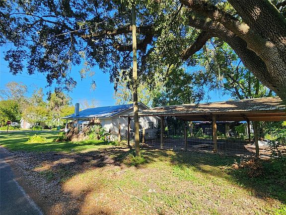 220 SE 2nd St, Trenton, FL 32693 | MLS #GC525797 | Zillow