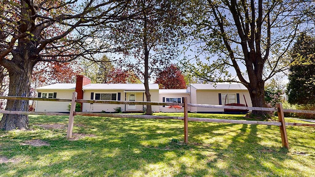 413 S Plymouth St, Plymouth, OH 44865 | Zillow