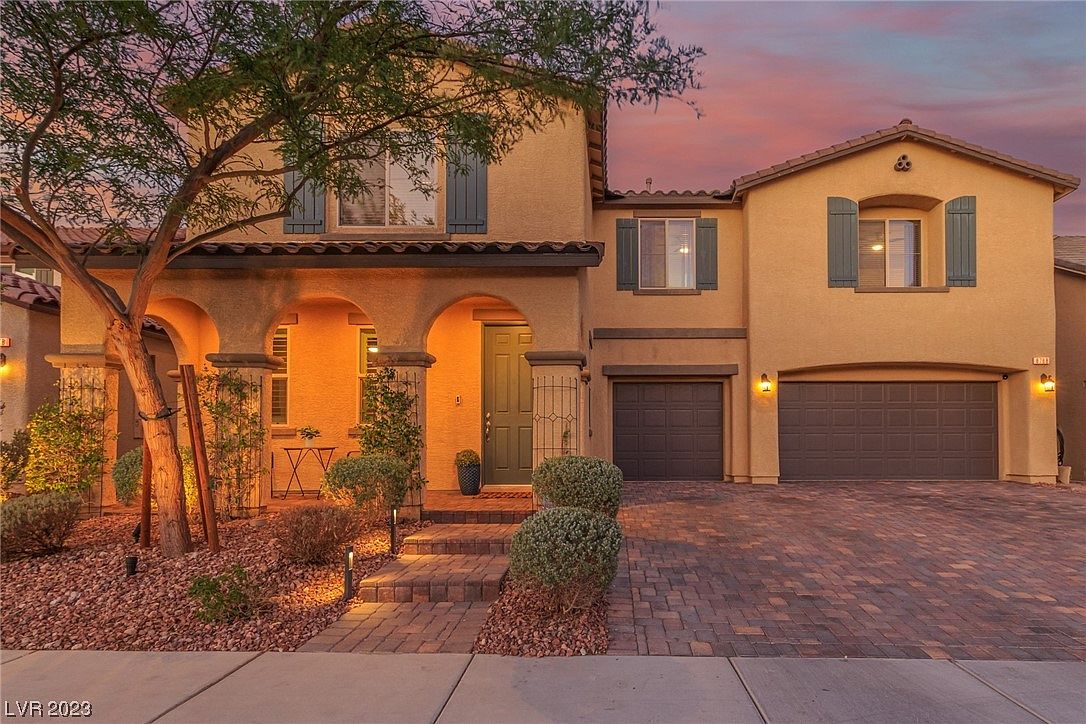 8788 Pinley Spring St, Las Vegas, NV 89113 | Zillow