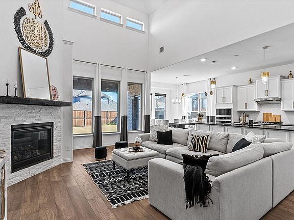 1307 Wheelwright Dr, Forney, TX 75126 | MLS #20790820 | Zillow