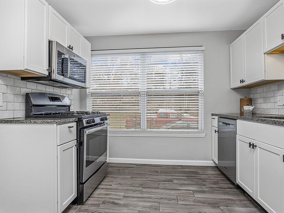 10128 Manchester Rd #B, Saint Louis, MO 63122 | Zillow