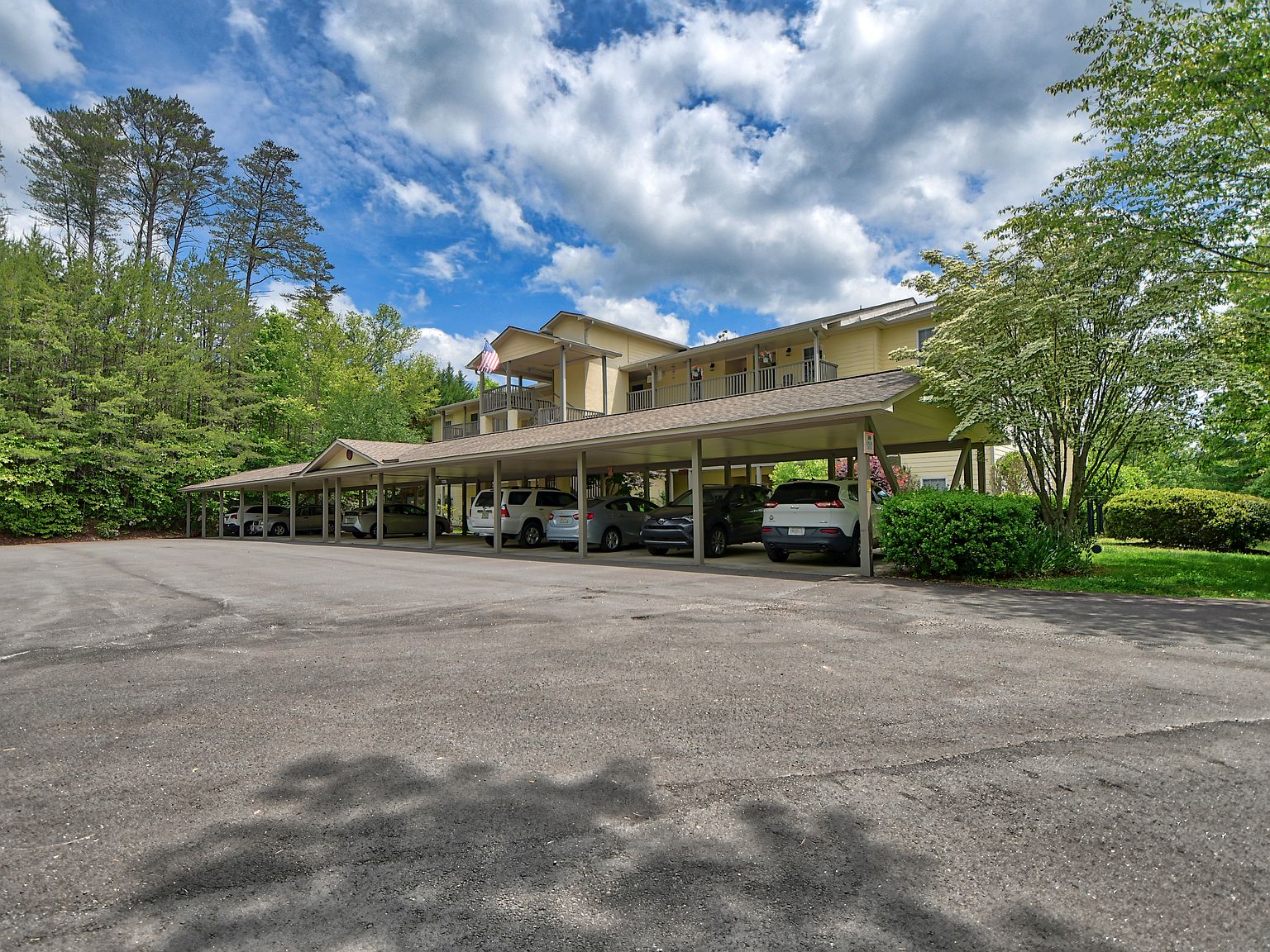 300 Ginger Creek Ln #6-203, Clayton, GA 30525 | Zillow