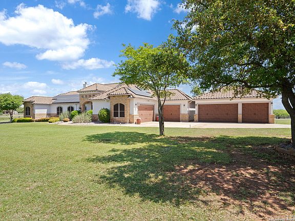 2101 Oak Valley, New Braunfels, TX 78132 | MLS #1858124 | Zillow