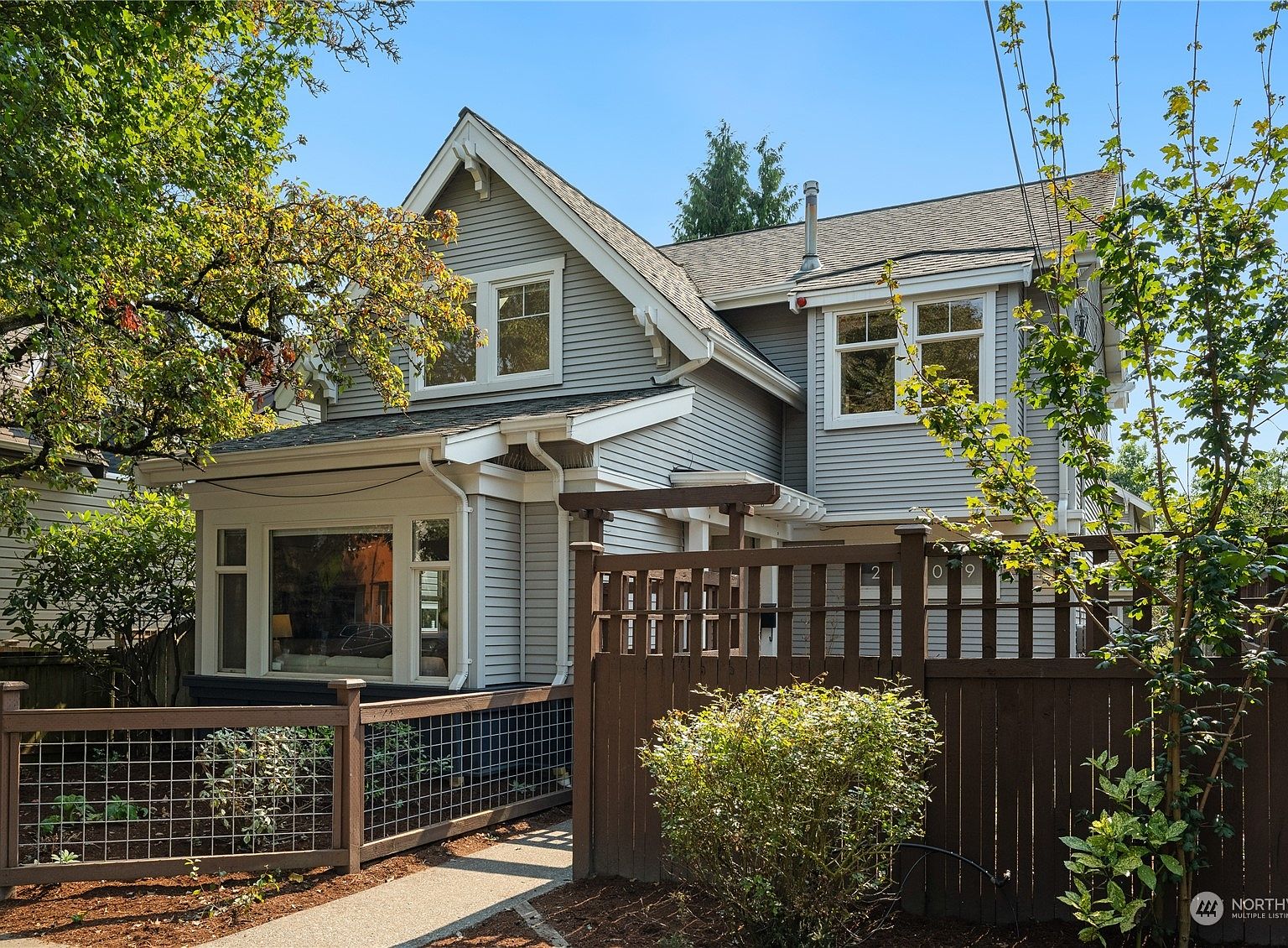 2409 E Yesler Way, Seattle, WA 98122 | Zillow