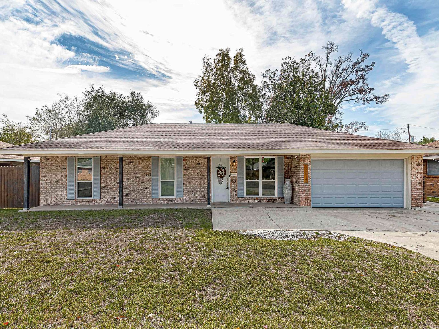 12412 E Robin Hood Dr, Baton Rouge, LA 70815 | MLS #2023019298 | Zillow