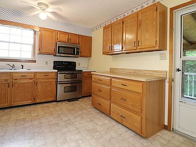 191 Ashley Ln, Oneida, TN 37841 | Zillow