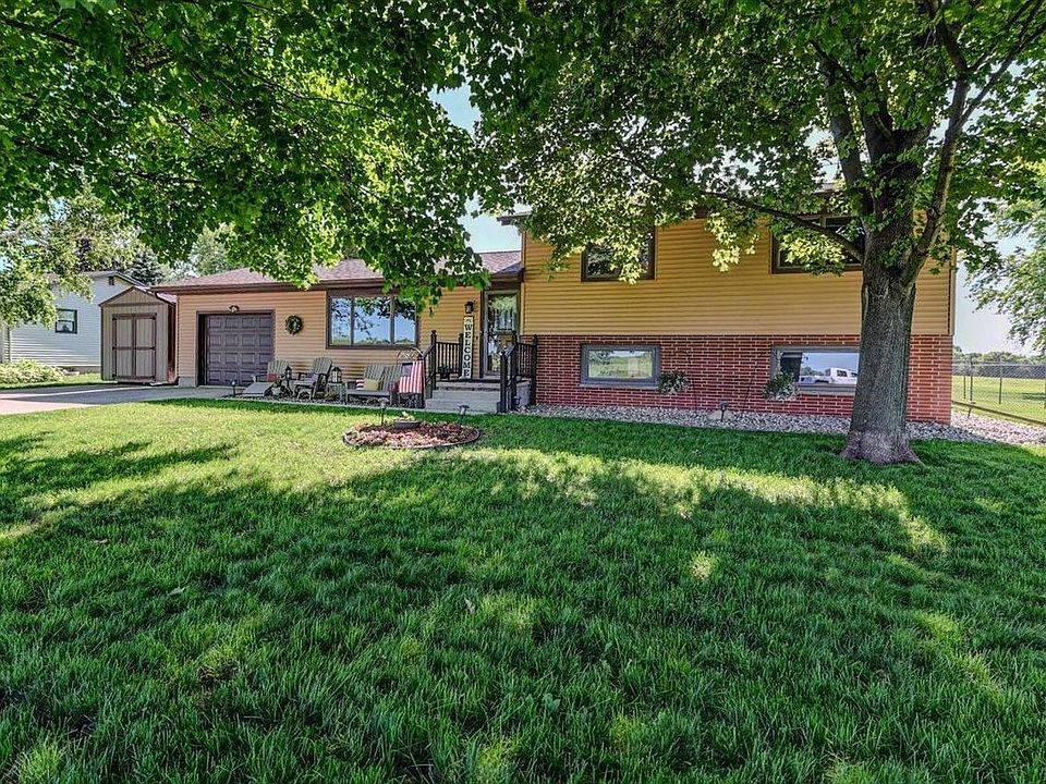 7384 Morrisonville Road, Deforest, WI 53532 | Zillow