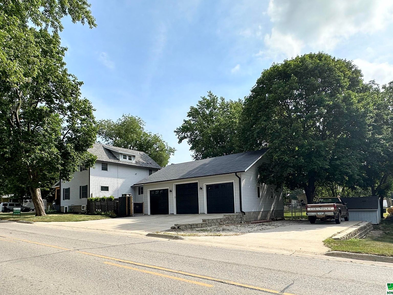 414 W 2nd St, Alta, IA 51002 | Zillow