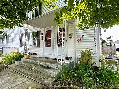79 Slade St Pawtucket RI | Zillow
