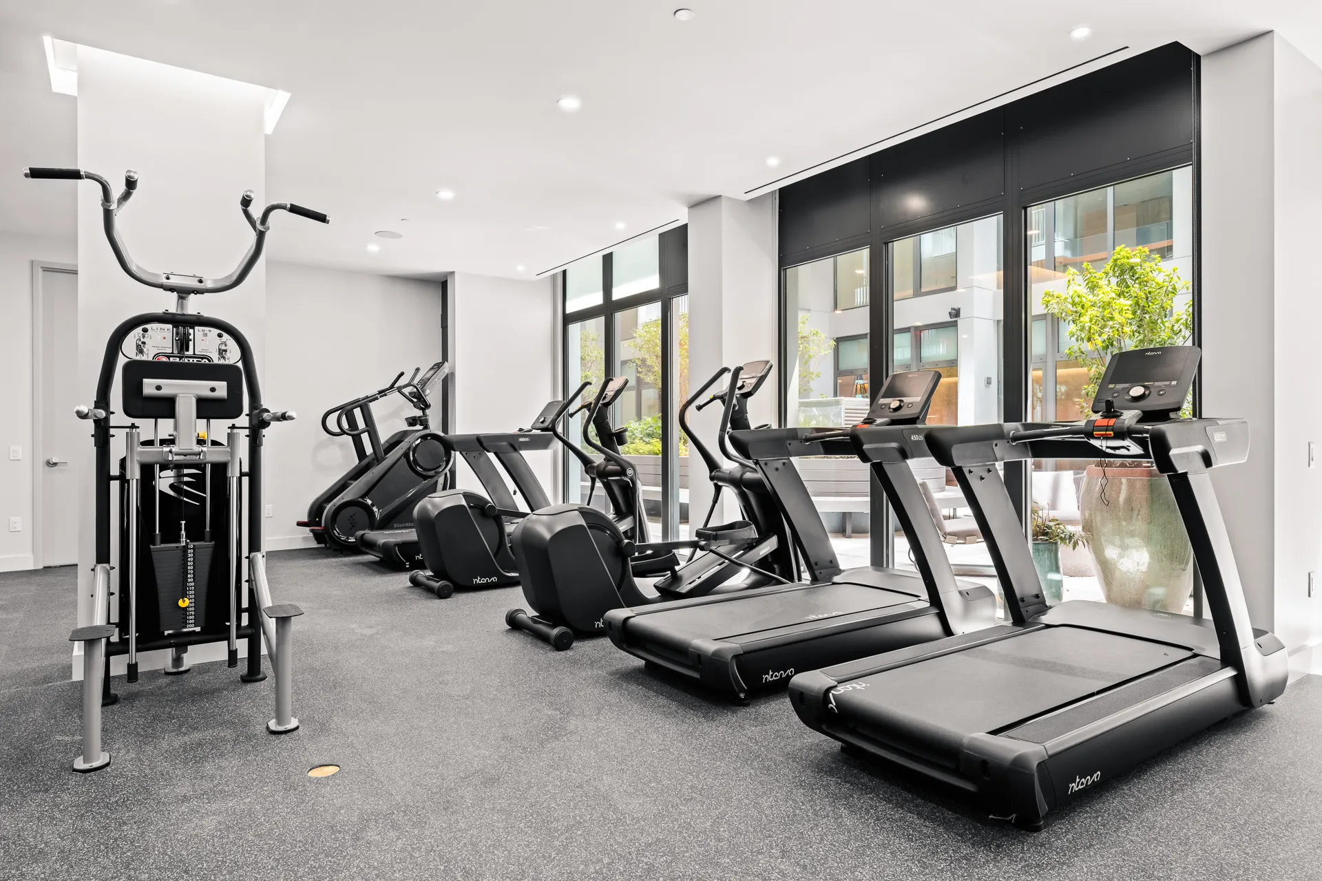 Lorimer House at 265 Lorimer Street in Williamsburg : Sales, Rentals ...