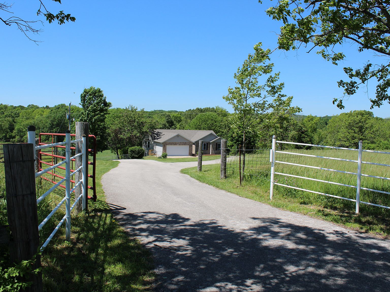 1831 Spring Bluff Rd, Sullivan, MO 63080 | Zillow