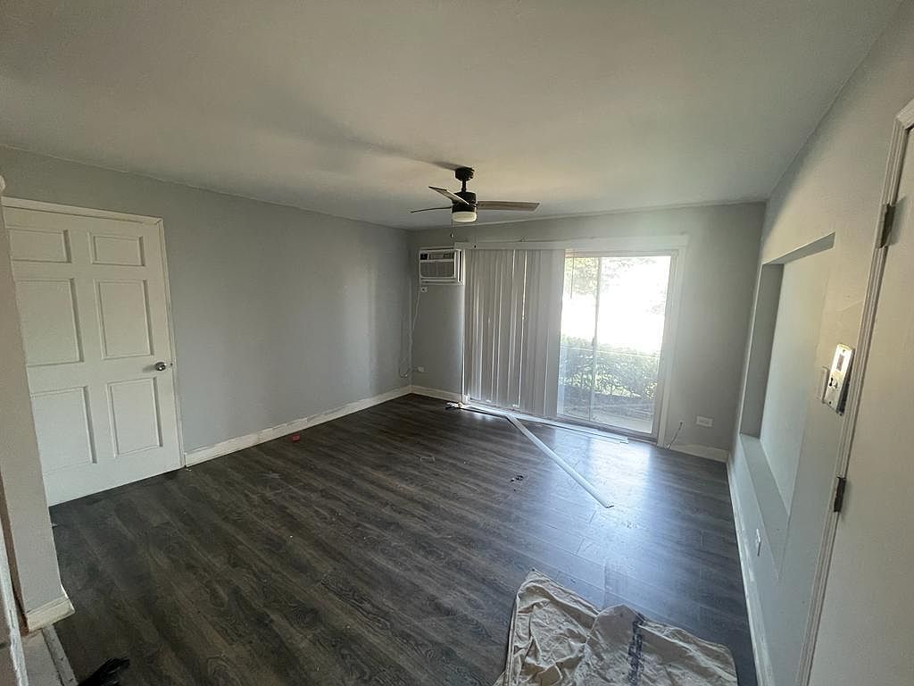 7801 W 87th St APT 1B, Bridgeview, IL 60455 | Zillow