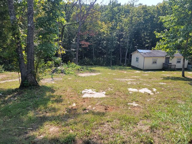 33 Tuttle School Rd, Monticello, KY 42633 | Zillow