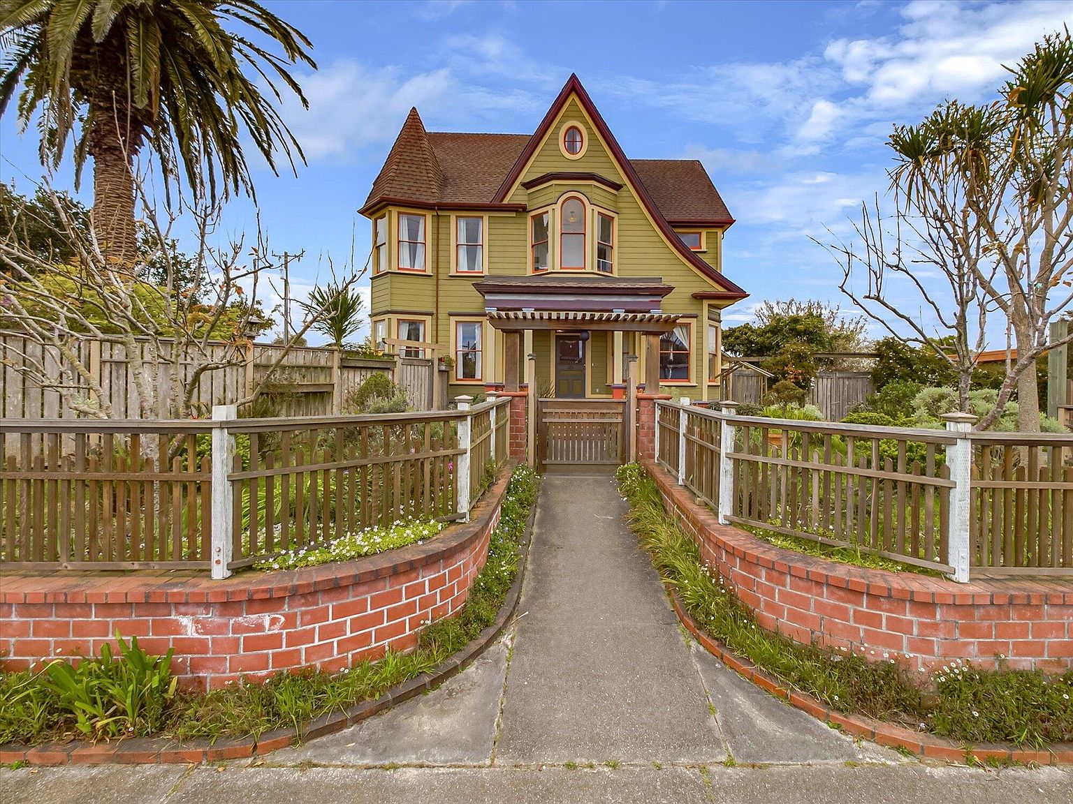 2828 California St, Eureka, CA 95501 | Zillow