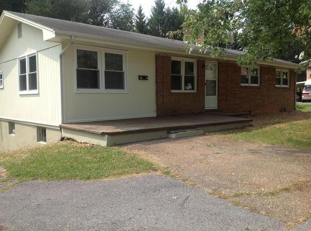 1303 John Exum Pkwy #2, Johnson City, TN 37604 | Zillow