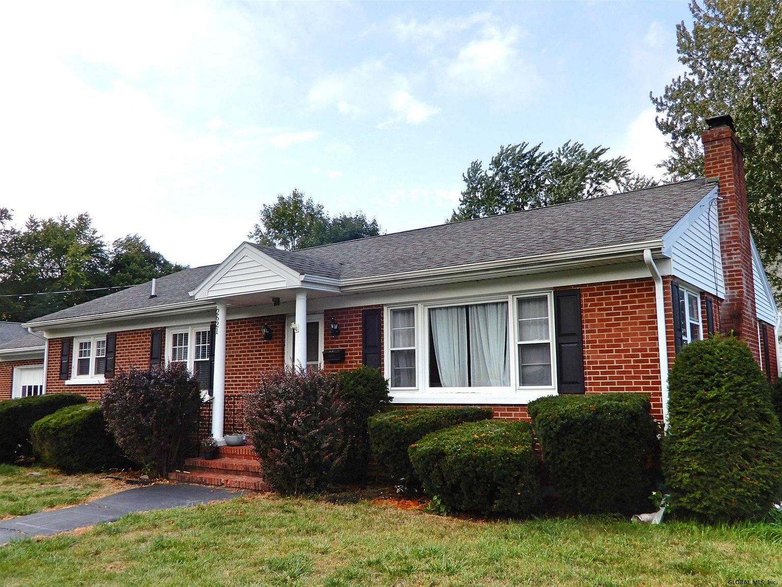 2621 Lavin Ct, Troy, NY 12180 | Zillow