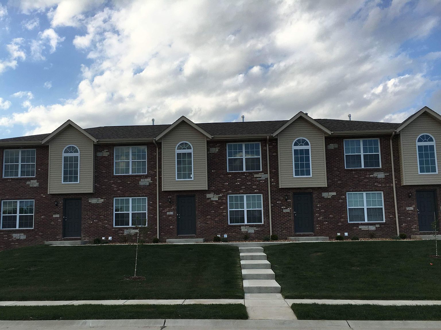 7513 Waterford Pl #7513, Troy, IL 62294 | Zillow