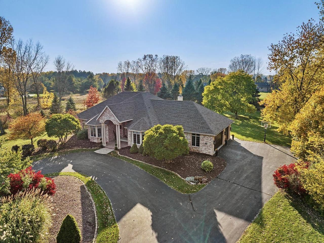 5028 Baronwood WAY, Sheboygan, WI 53083 | MLS #1858356 | Zillow