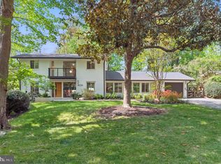 9201 Farnsworth Dr, Rockville, MD 20854 | MLS #MDMC2175064 | Zillow