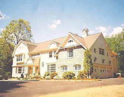 4 Bumblebee Lane, Westport, CT 06880 | Zillow