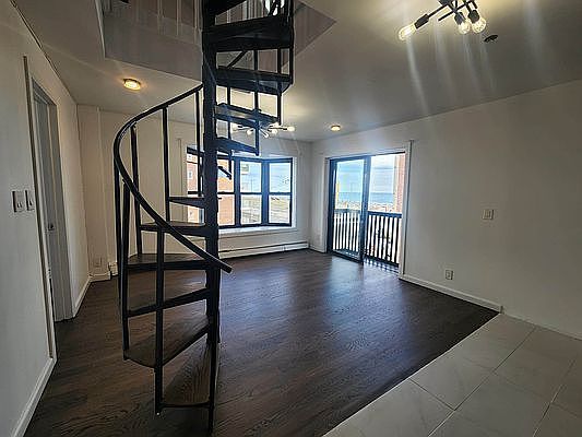 131 Beach 121 St #7, Rockaway Park, NY 11694 | Zillow